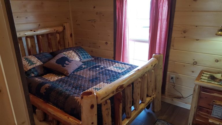 Display Cabin Jefferson Show5 | Factory Built Park Model RV Cabins ...